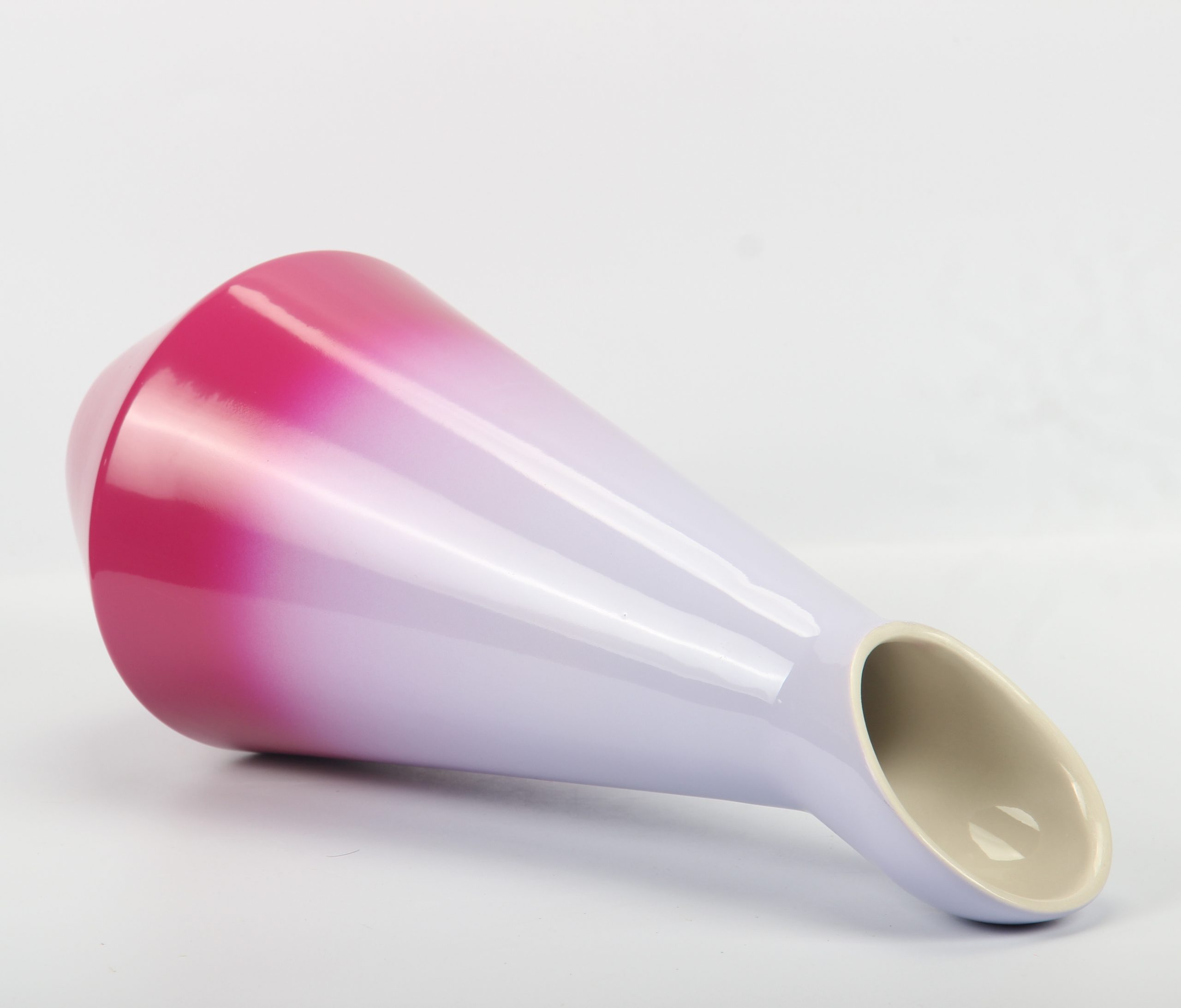 Oblique Cone Gradiant Color Vase – YINHE CERAMIC