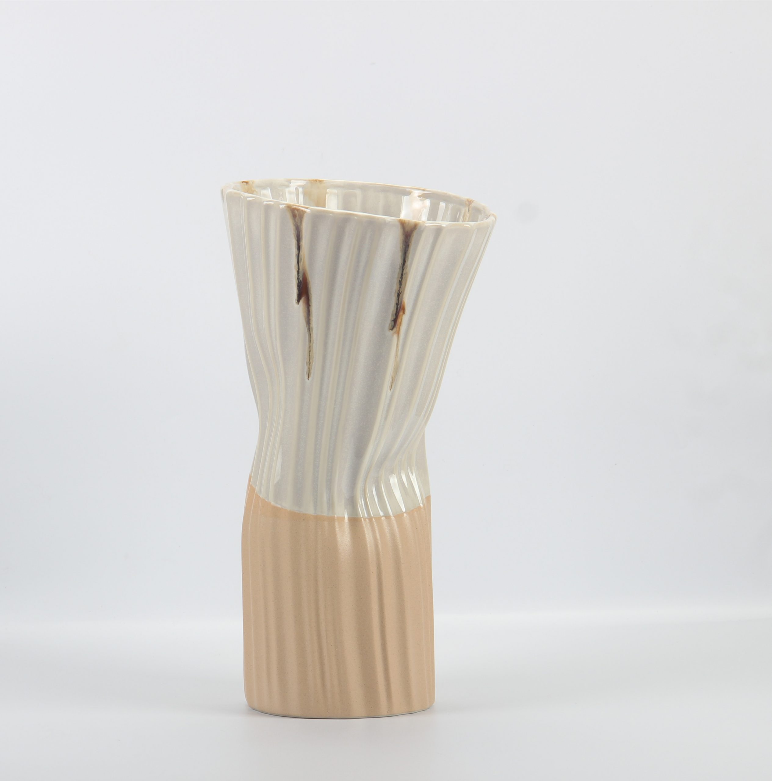 Big Open Mouth Vertical Stripes Distorted Vase – YINHE CERAMIC